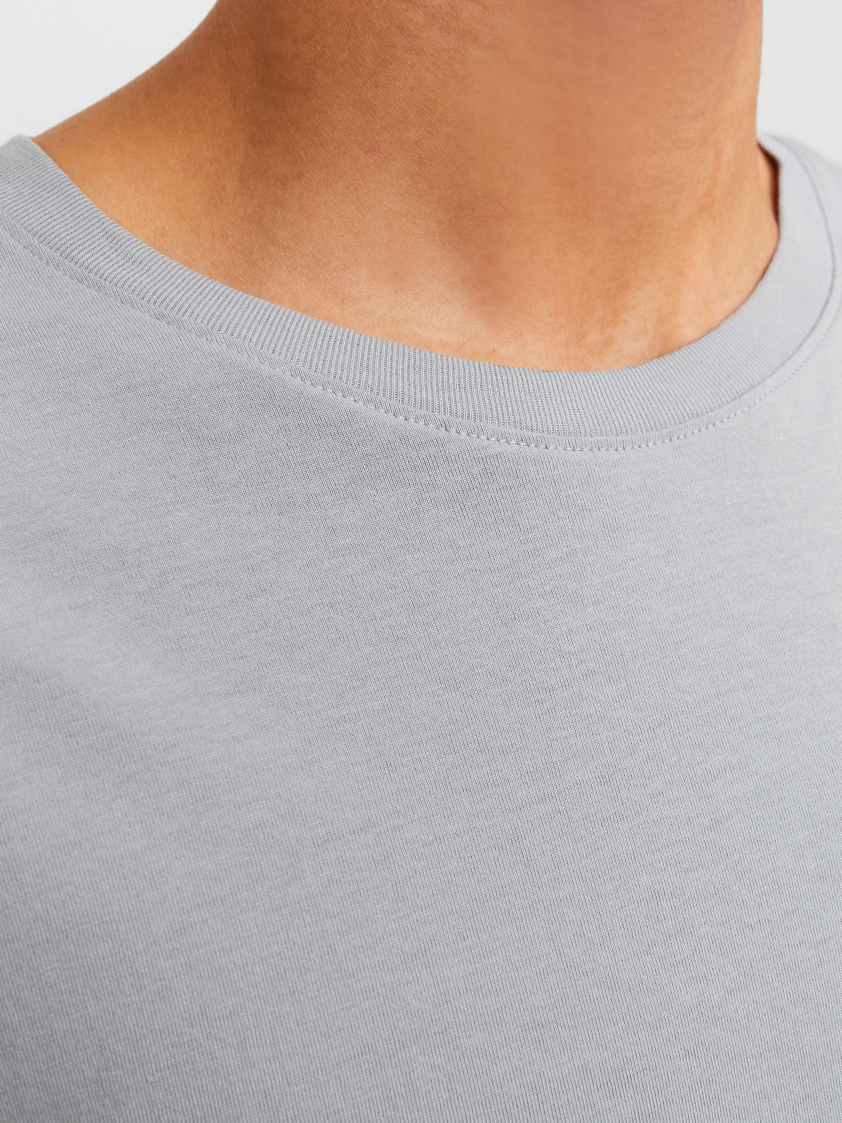 Plain Crew neck T-shirt | Medium Grey | Jack & Jones®