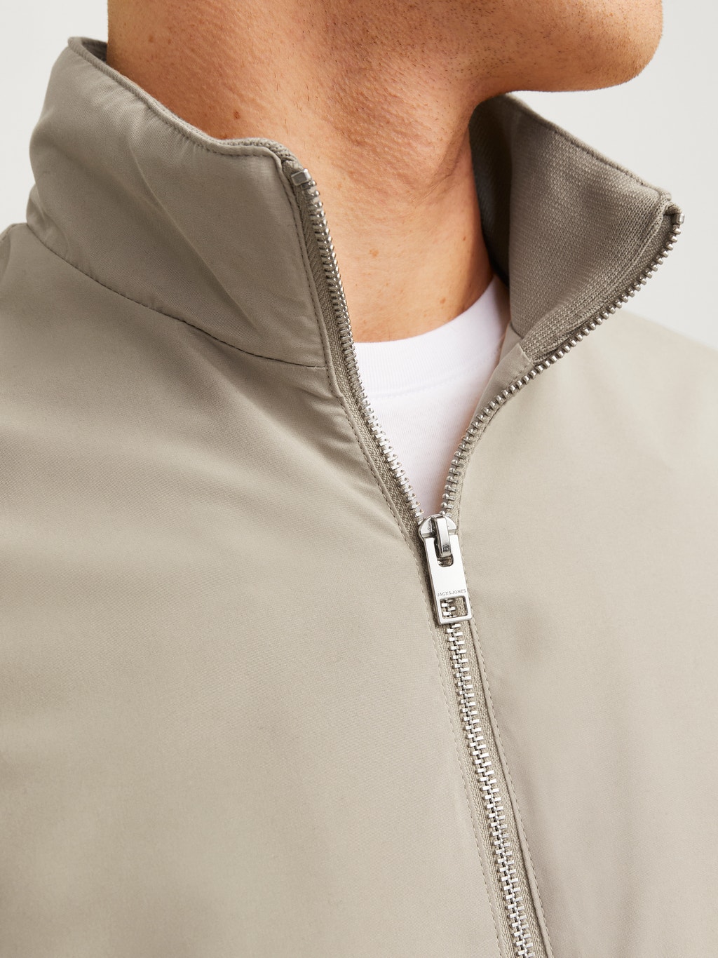 High neck bomber jacket | Light Grey | Jack & Jones®