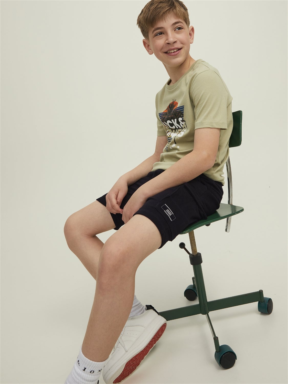 Garçons Shorts en molleton avec une remise de 20% | Jack & Jones®