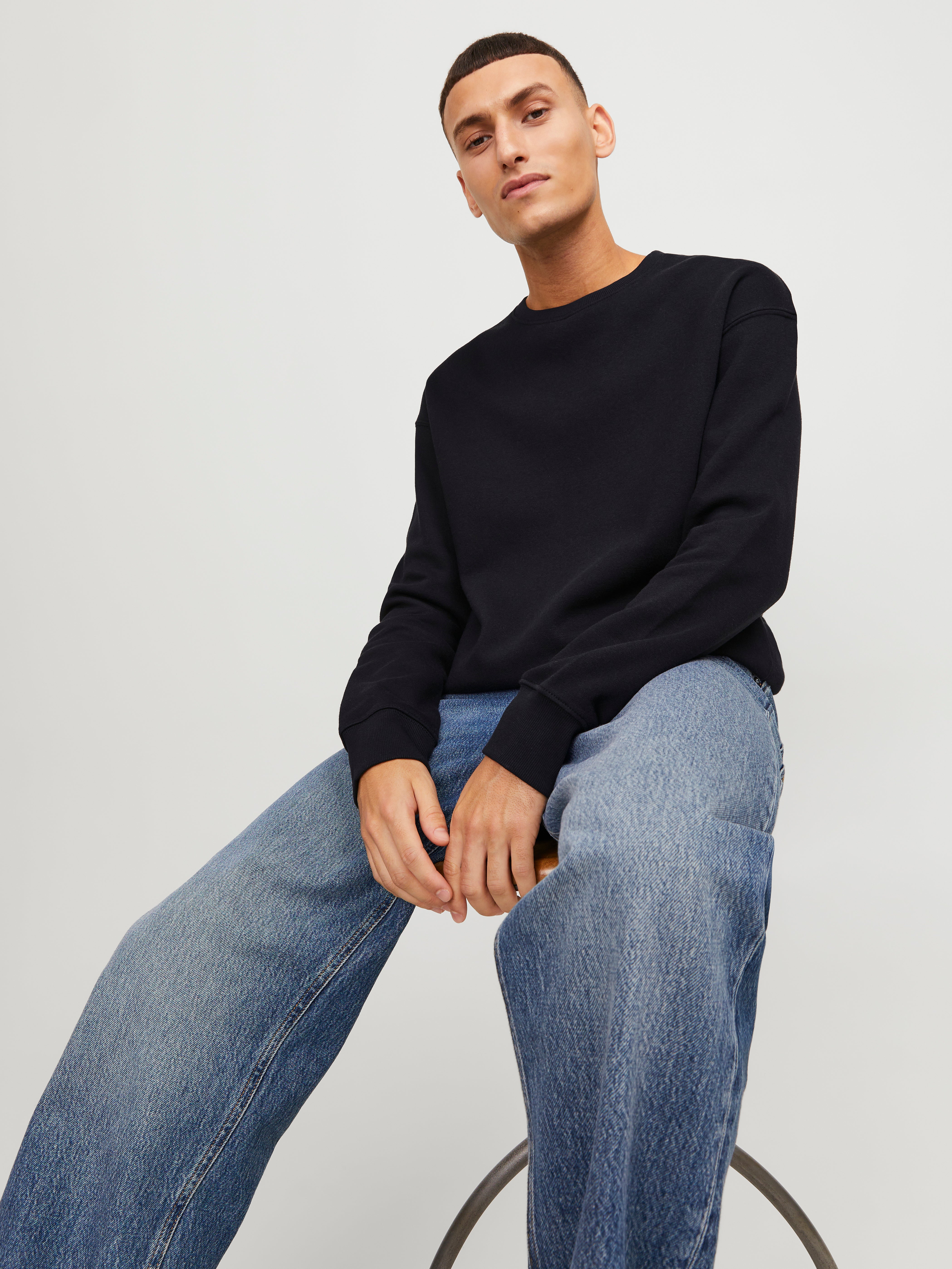 Plain Crew neck Sweatshirt | Black | Jack & Jones®