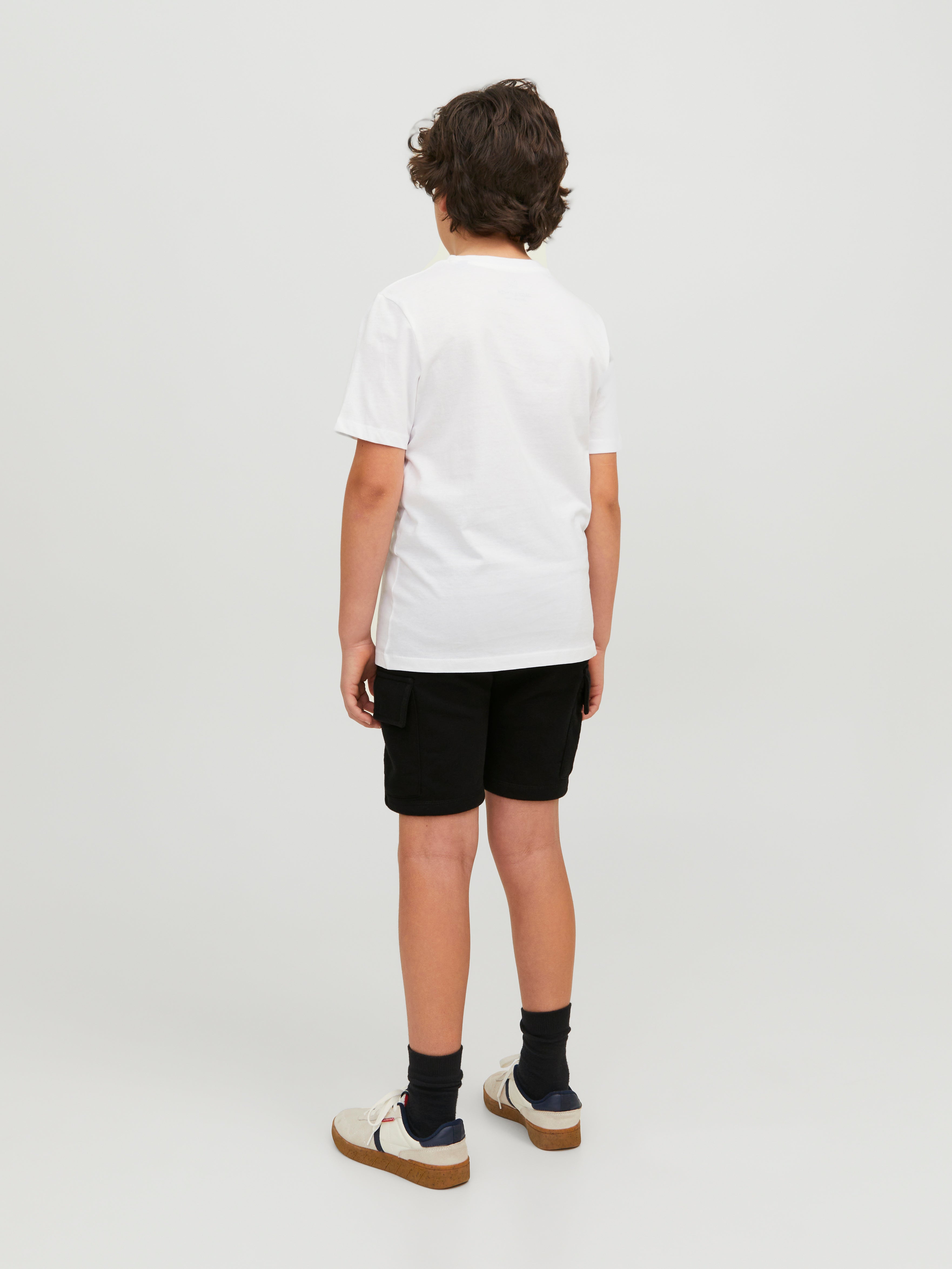 Regular Fit Sweatshorts For gutter med 20 rabatt | Jack & Jones®
