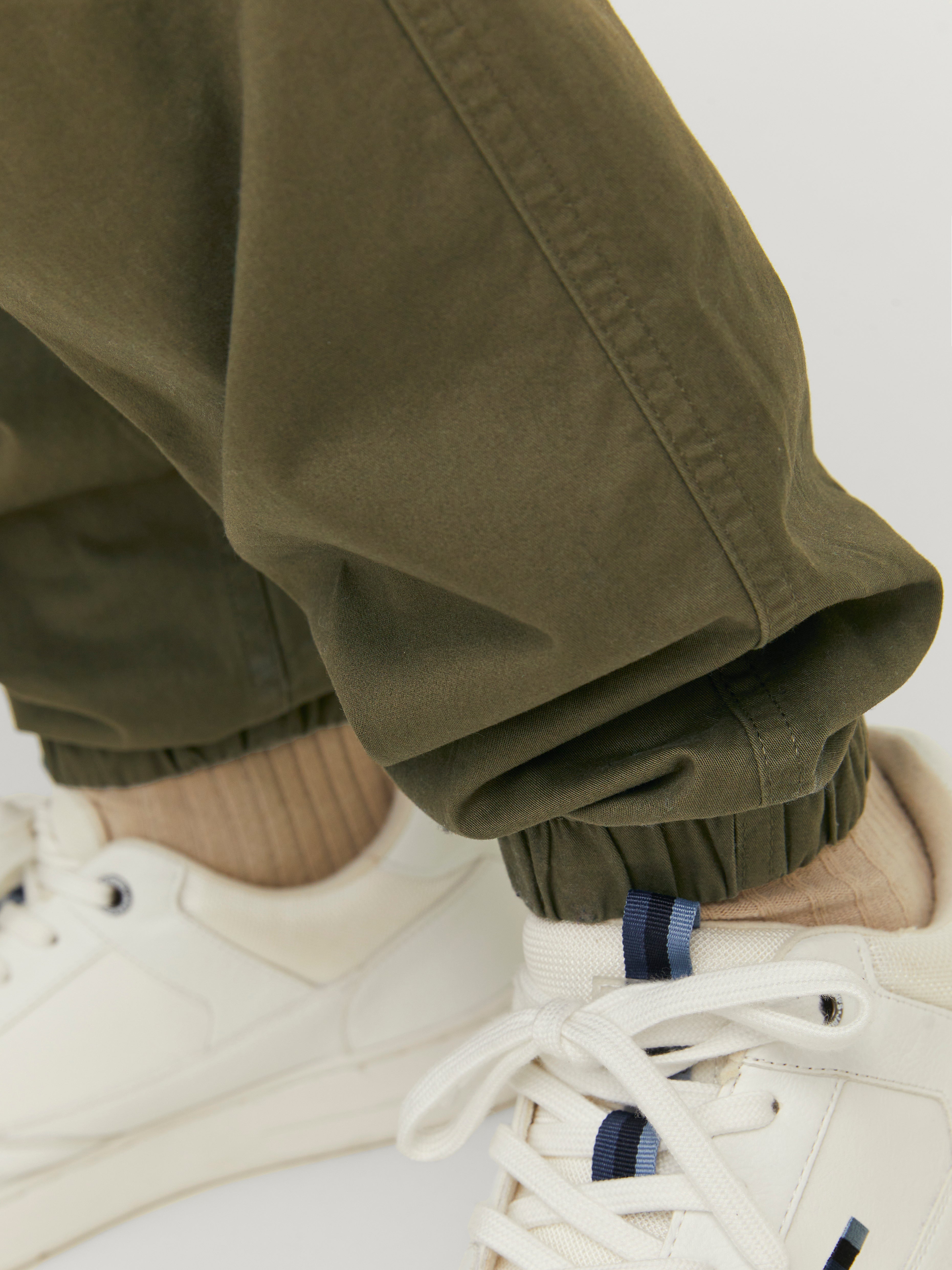 Relaxed Fit Cargo-Hose | Dunkelgrün | Jack & Jones®