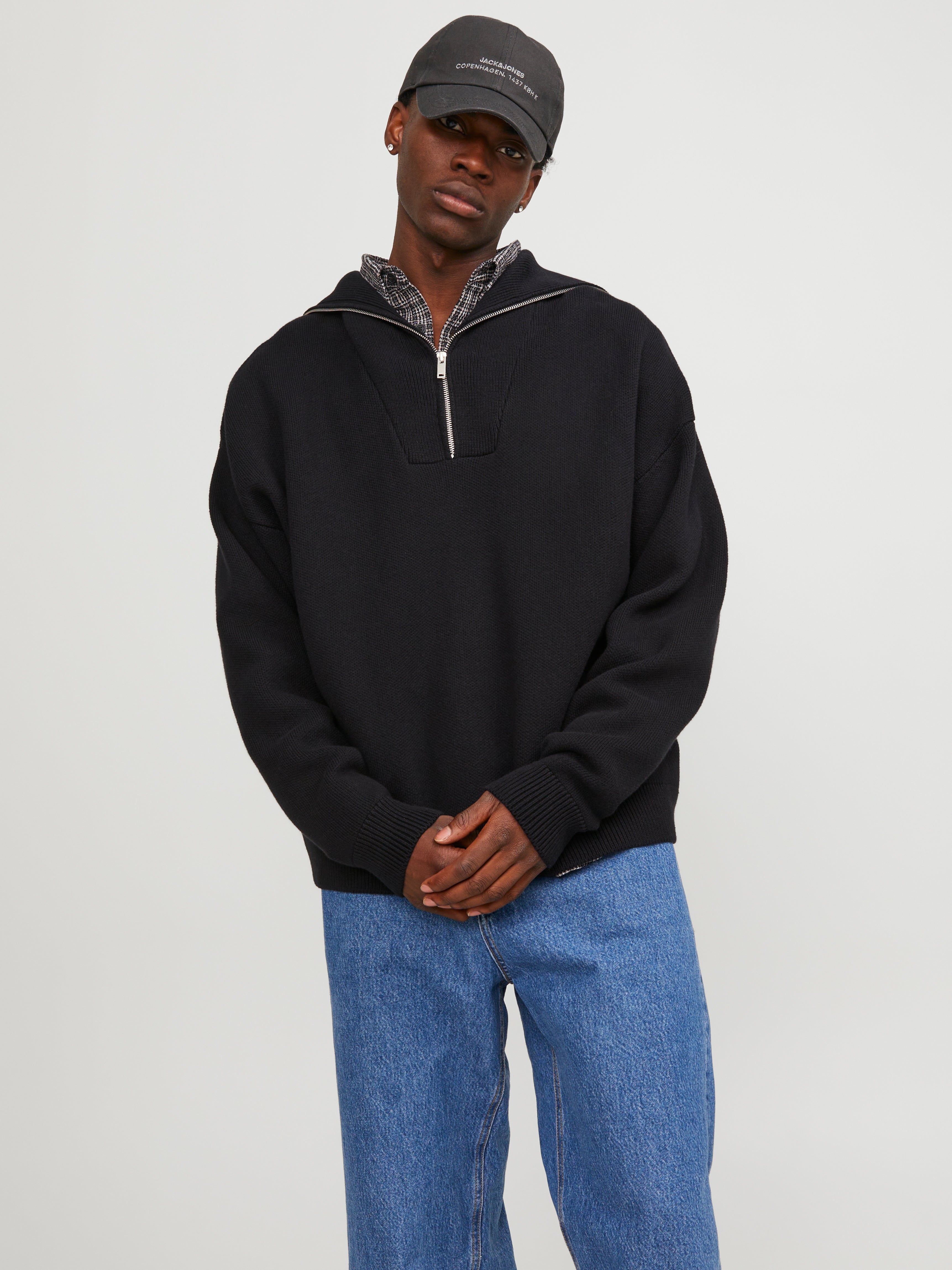 Plain Quarter zip Knit | Black | Jack & Jones®