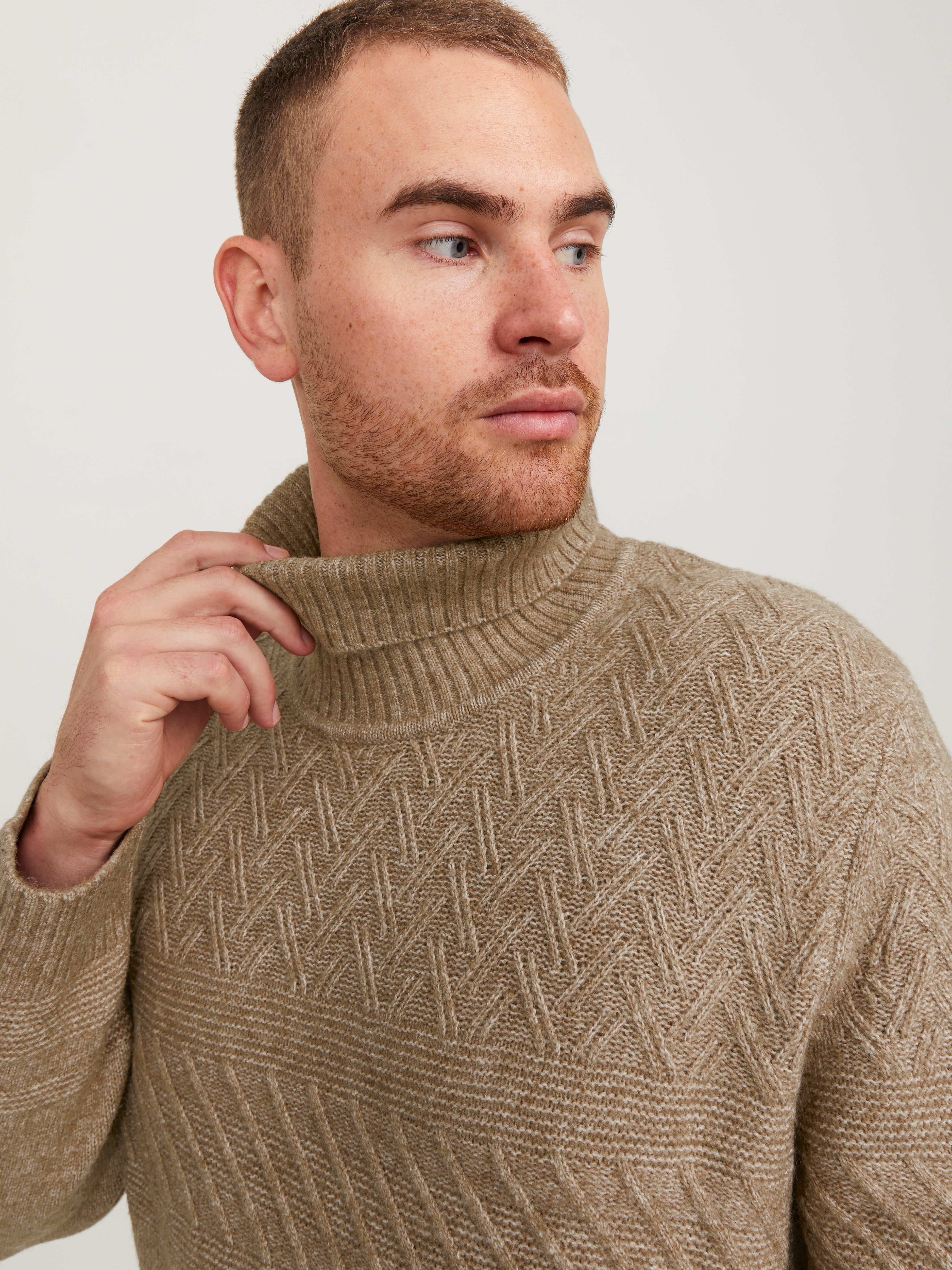 Plus Size Jumpers & Cardigans | Big & Tall Knitwear | JACK & JONES