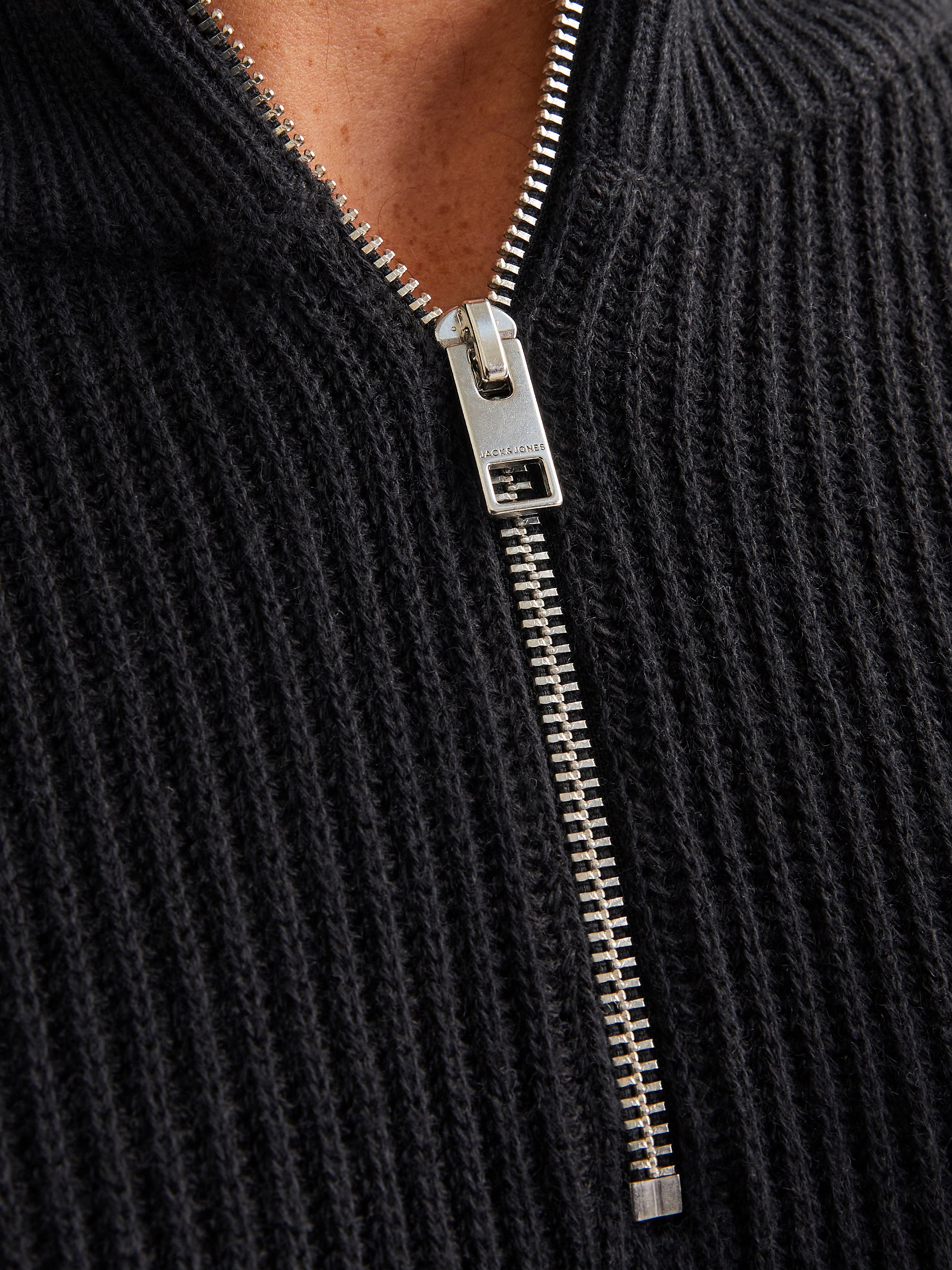 Plain Quarter zip | Black | Jack & Jones®