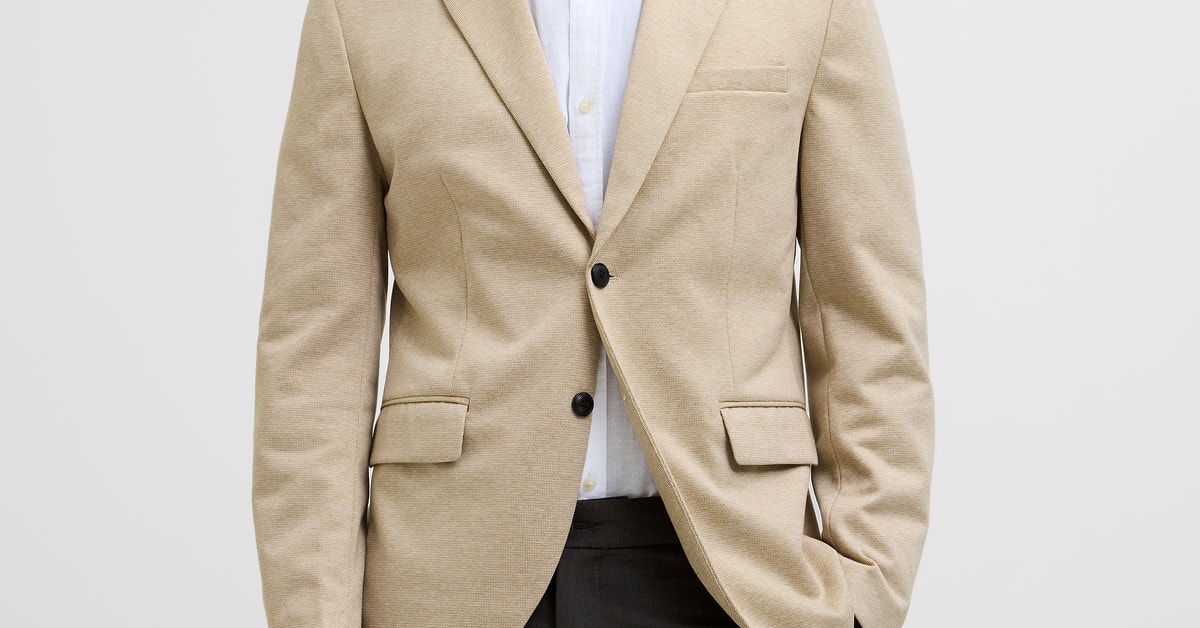 Kitsas lõige Sälguga reväär Bleiser | Beige | Jack & Jones®