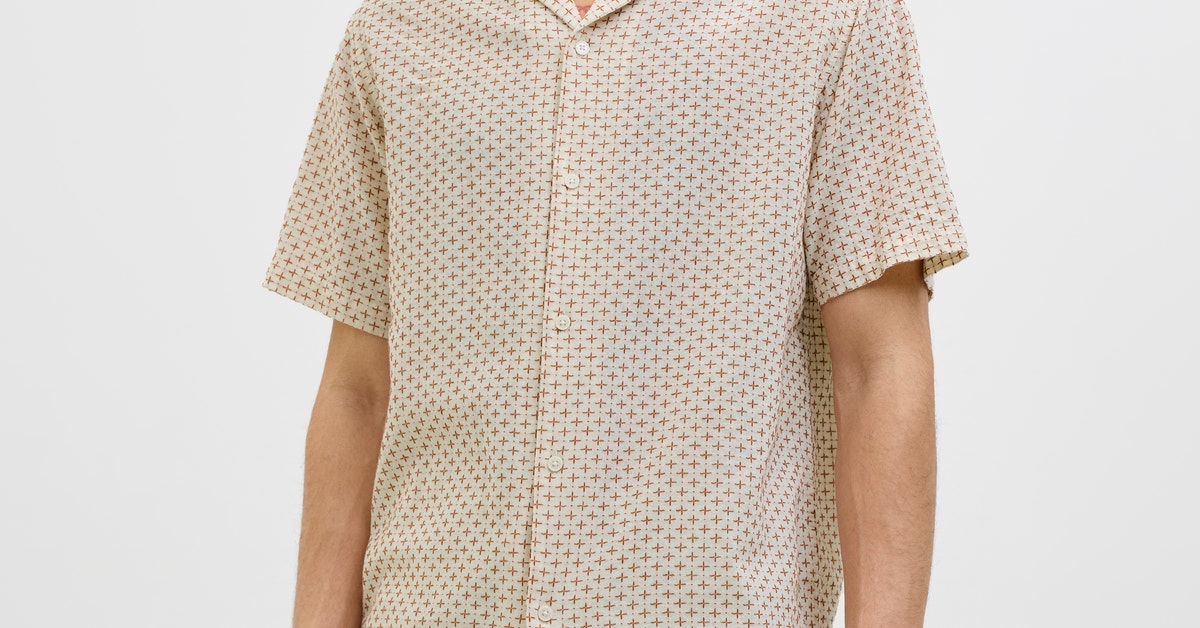 Relaxed Fit Shirt | Off White | Jack & Jones®