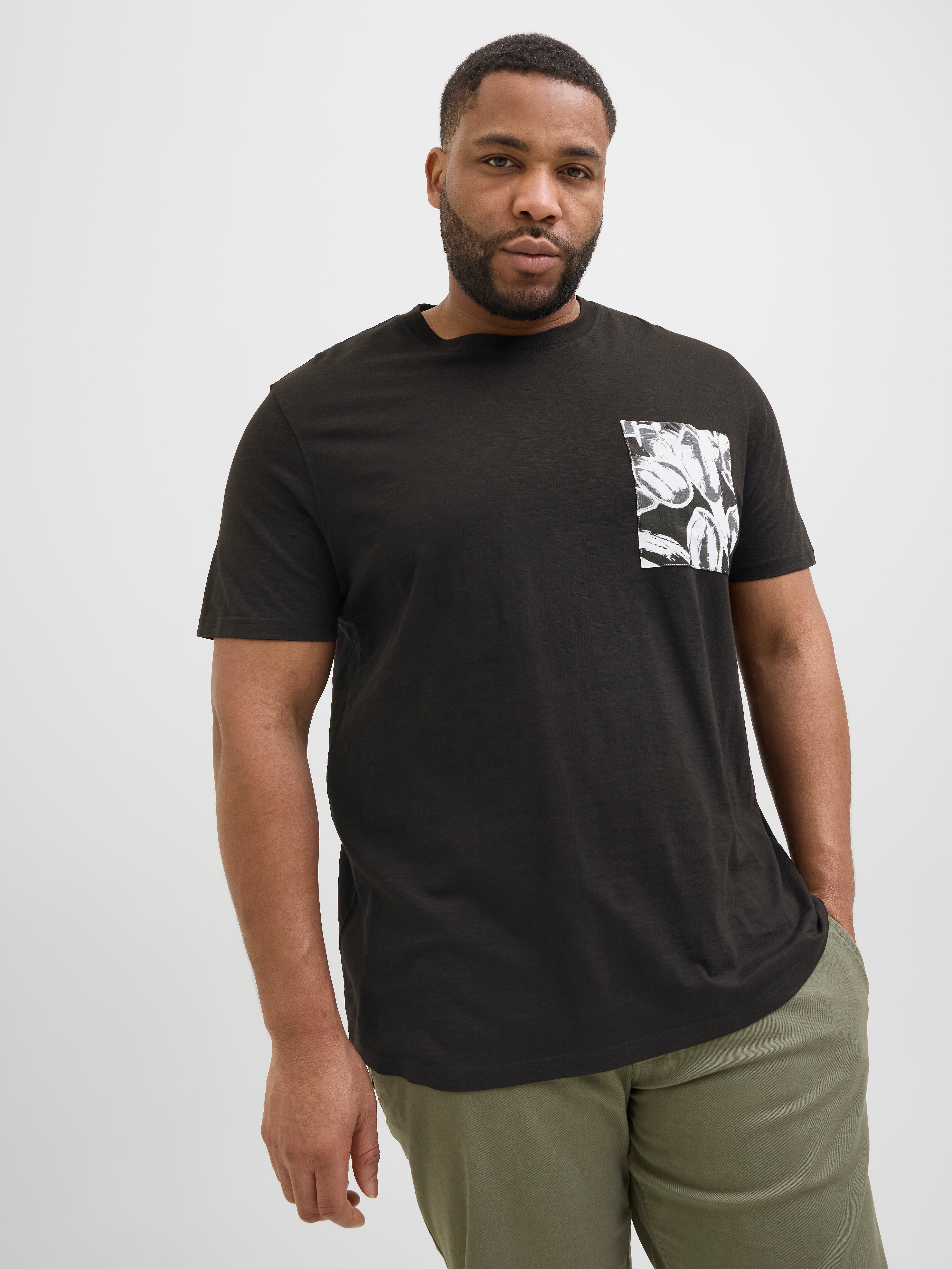 Plus Size Printed T-shirt | Black | Jack & Jones®