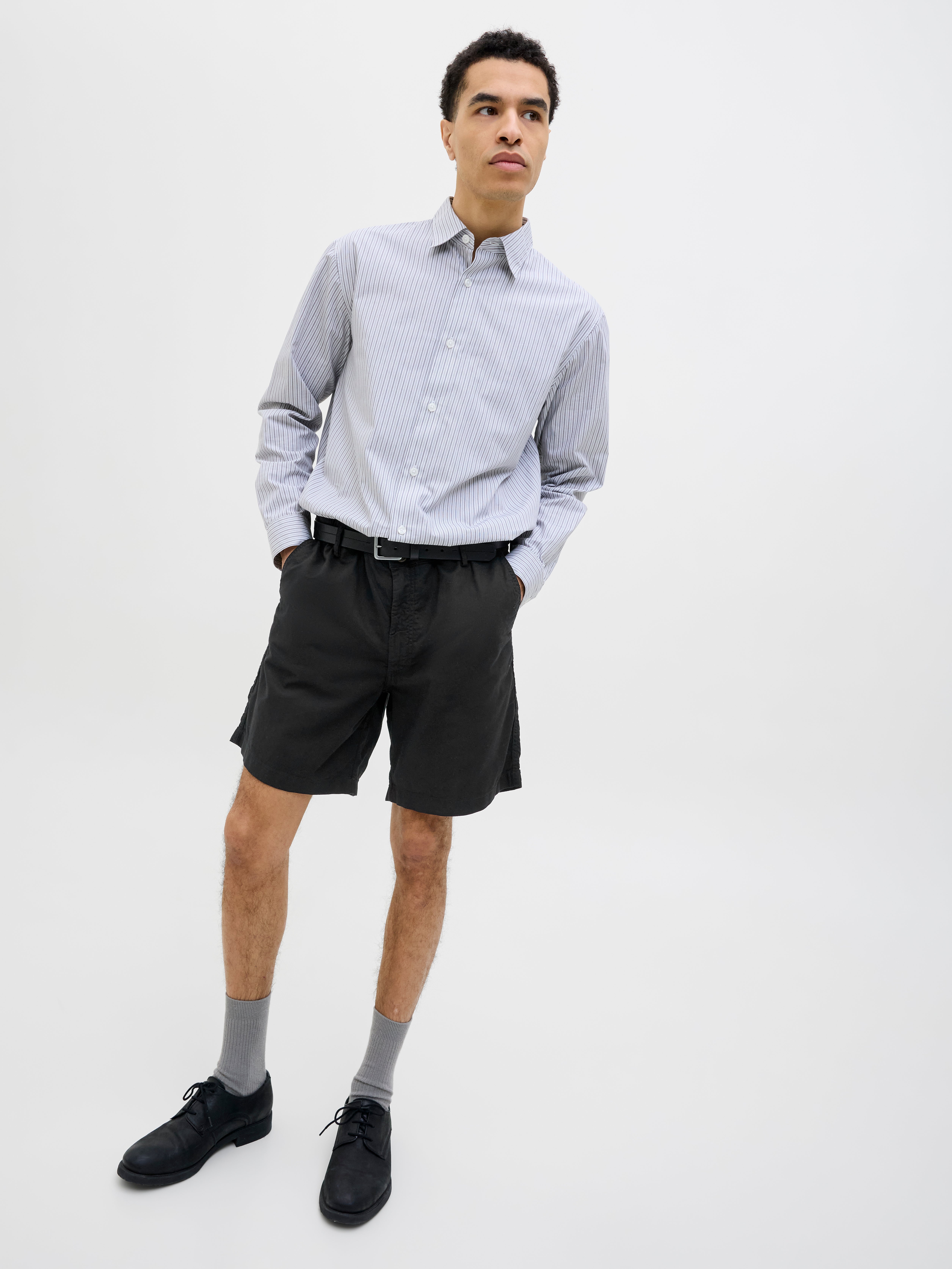 Shorts for Men | White, Black, Khaki & More | JACK & JONES